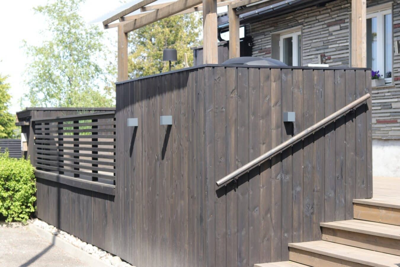 Gjør det selv: Rekkverk til terrasse med liggende lekter i MøreRoyal ...